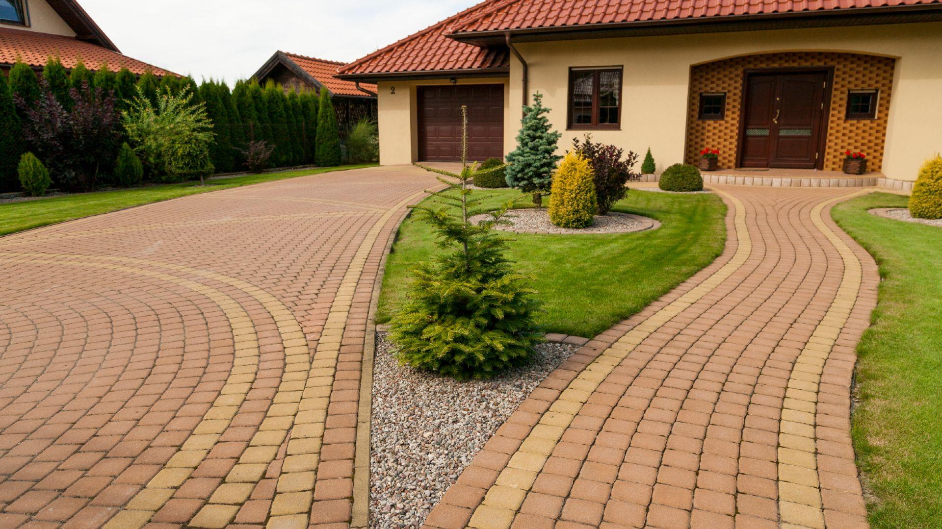 Bezpieczny podjazd w naszym domu | Wrocław House